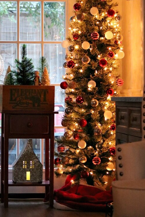 How To Decorate A Skinny Christmas Tree Cozy Little House
