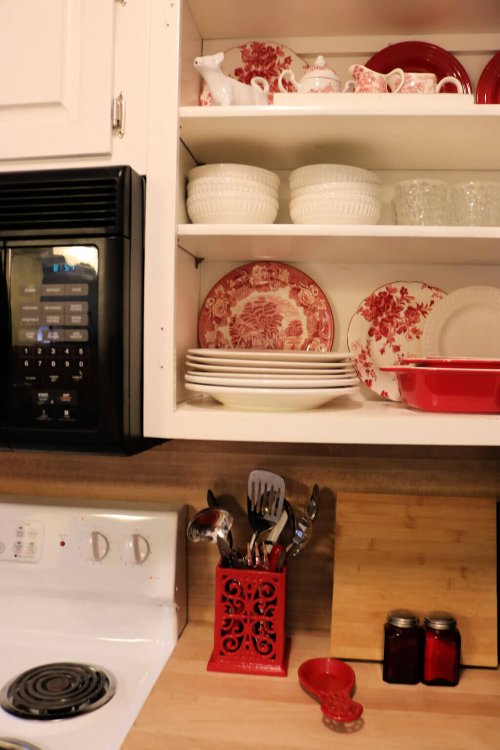 Home · Cozy Little House