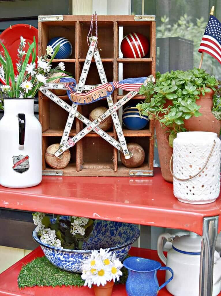 Vintage-Inspired 4th Of July Displays · COZY LITTLE HOUSE